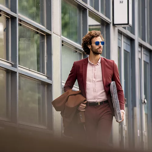 Photochromic Lenses | HOYA Vision Care